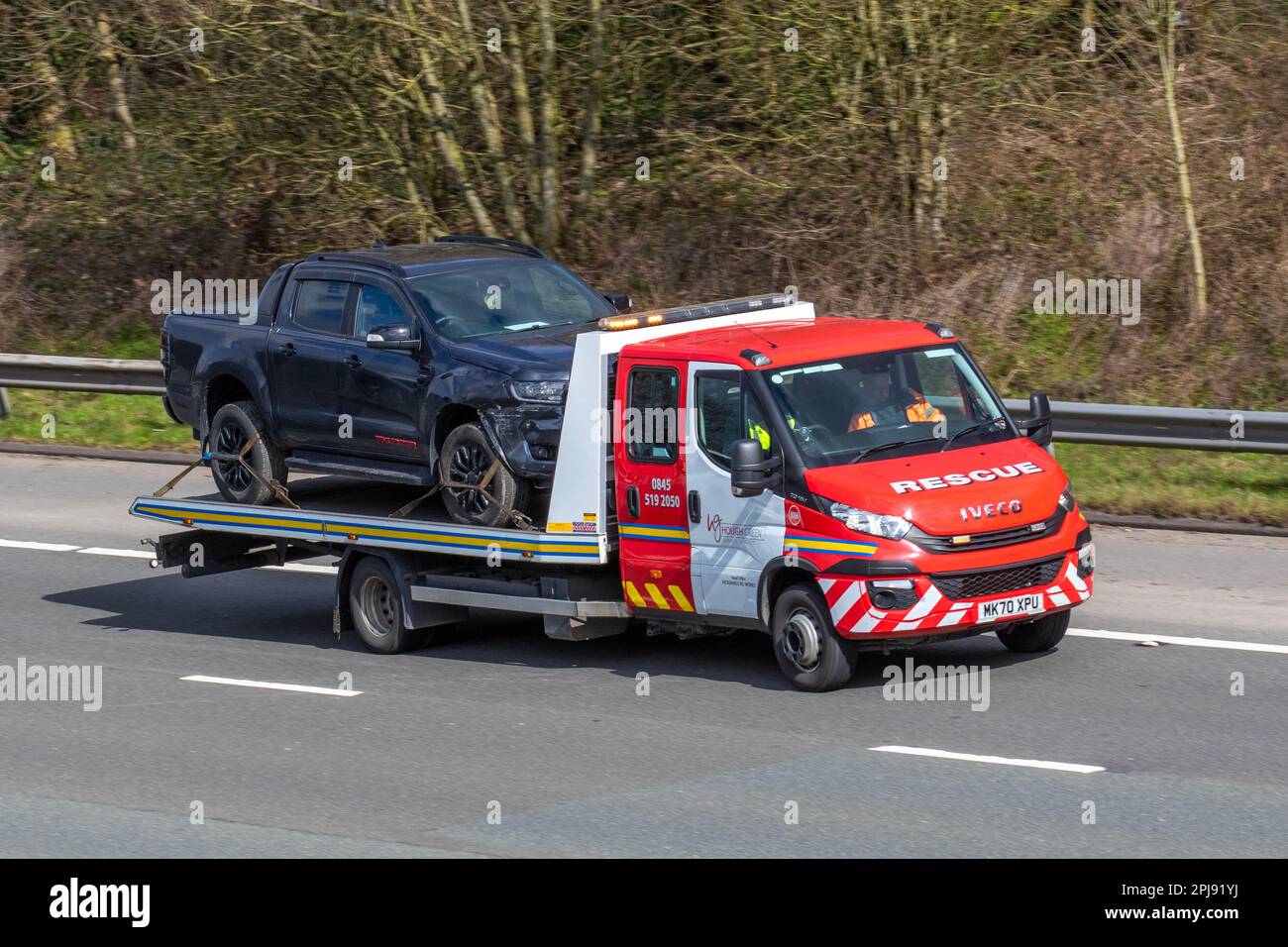 Damaged Ford Thunder Double cab pick-up truck, Hough Green 24hr ...