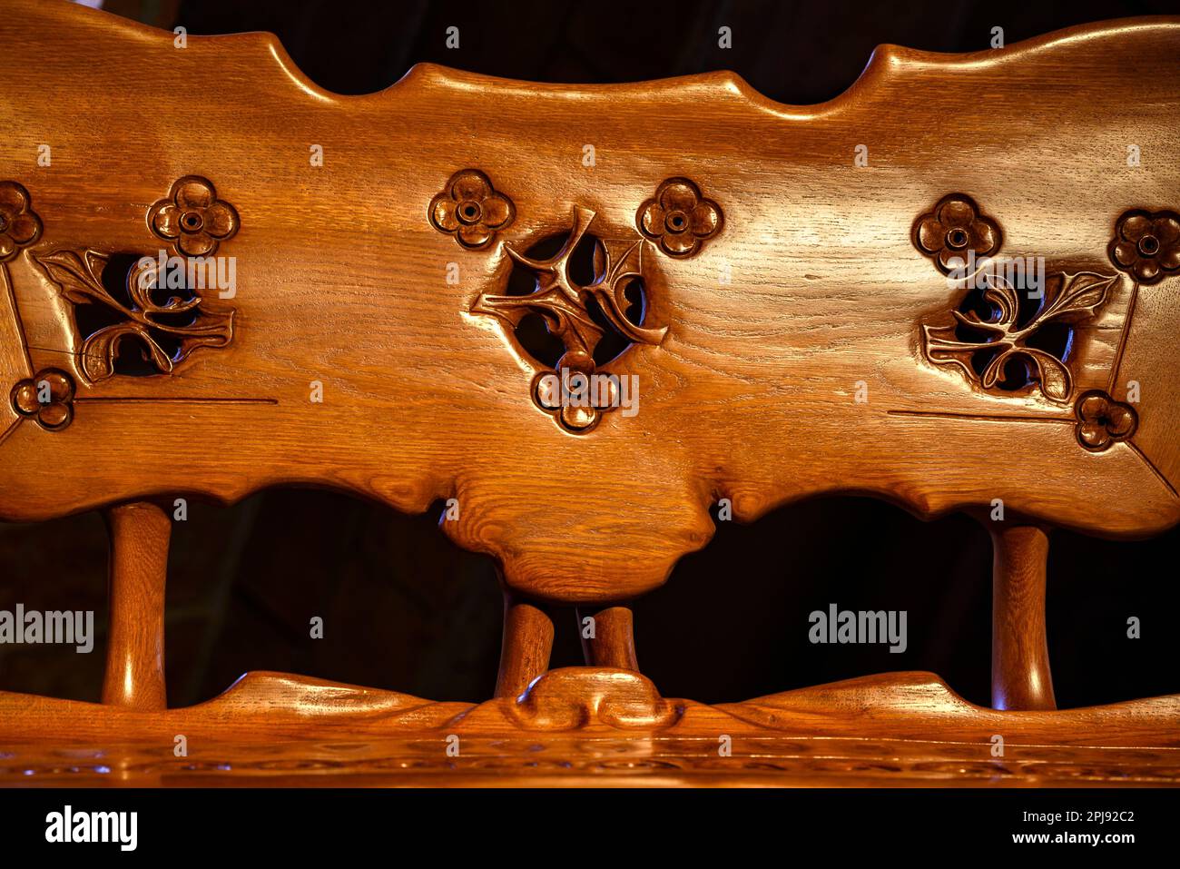 Gaudi calvet chair hi-res stock photography and images - Alamy