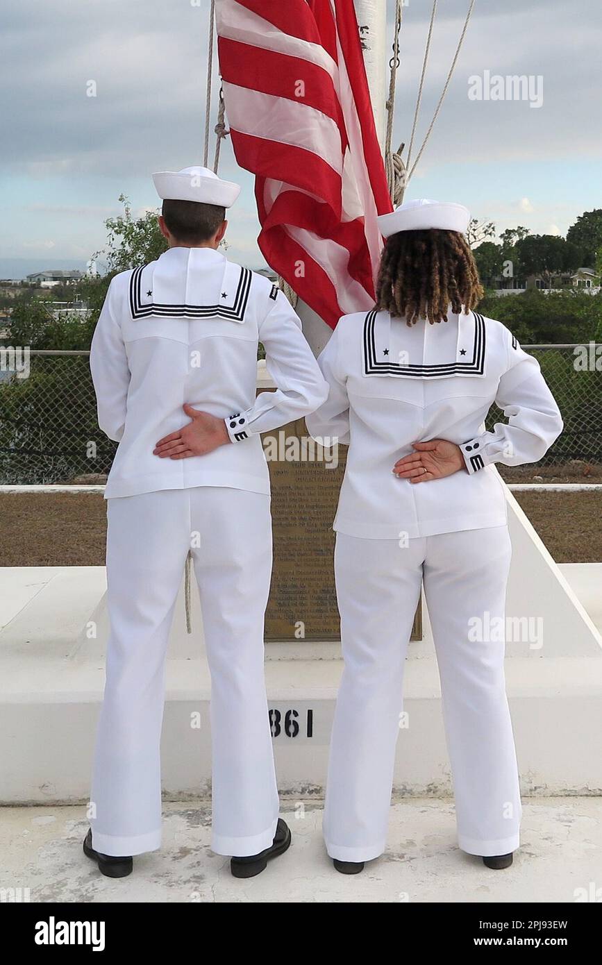 PRODUCTION - 15 January 2023, Cuba, Guantánamo: Two female marines ...