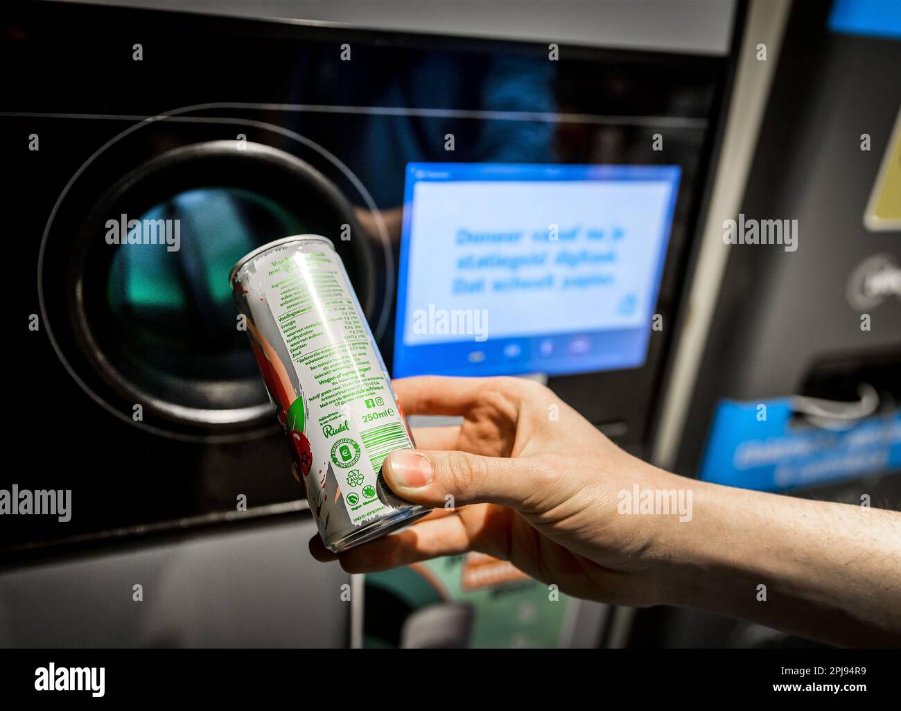 HAARLEM - A can with a deposit in a supermarket. In addition to small ...