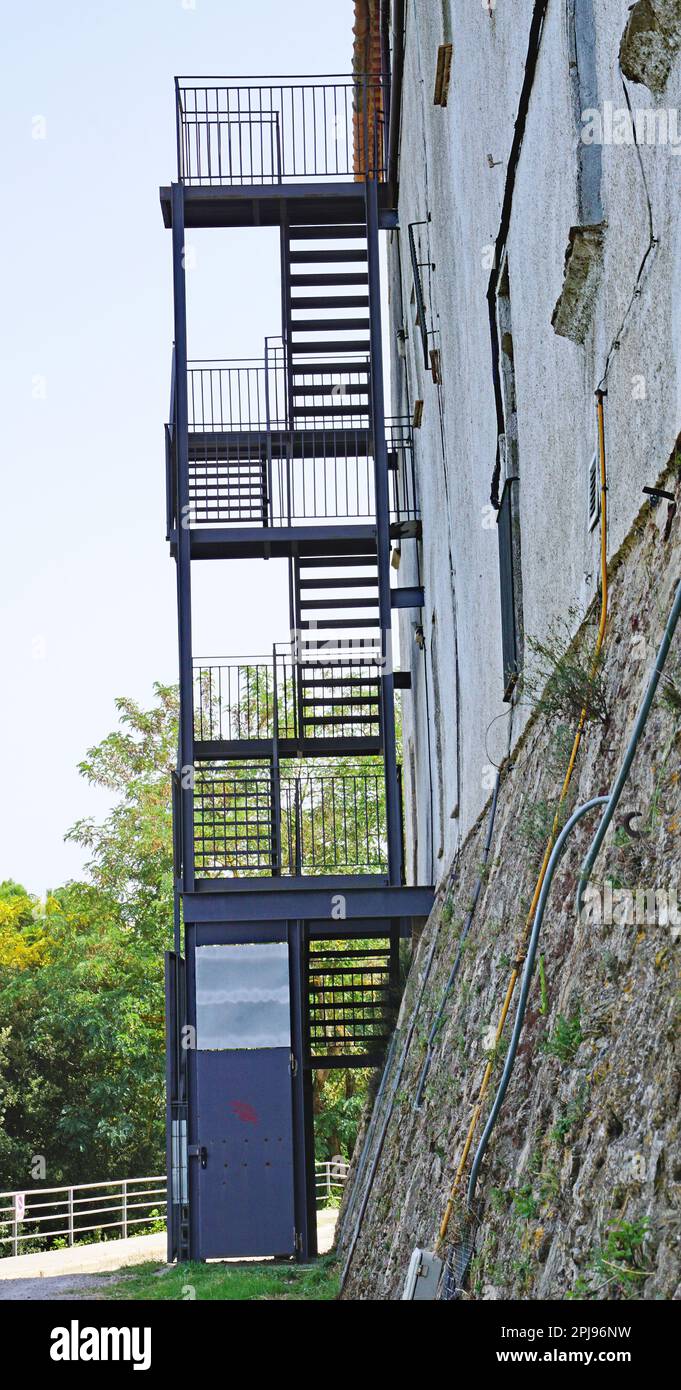 Staircase enclosure hi-res stock photography and images - Alamy