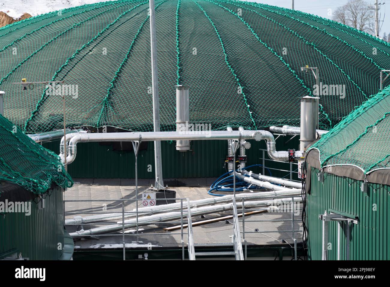 Biogas plant in Wicko, Poland © Wojciech Strozyk / Alamy Stock Photo ...