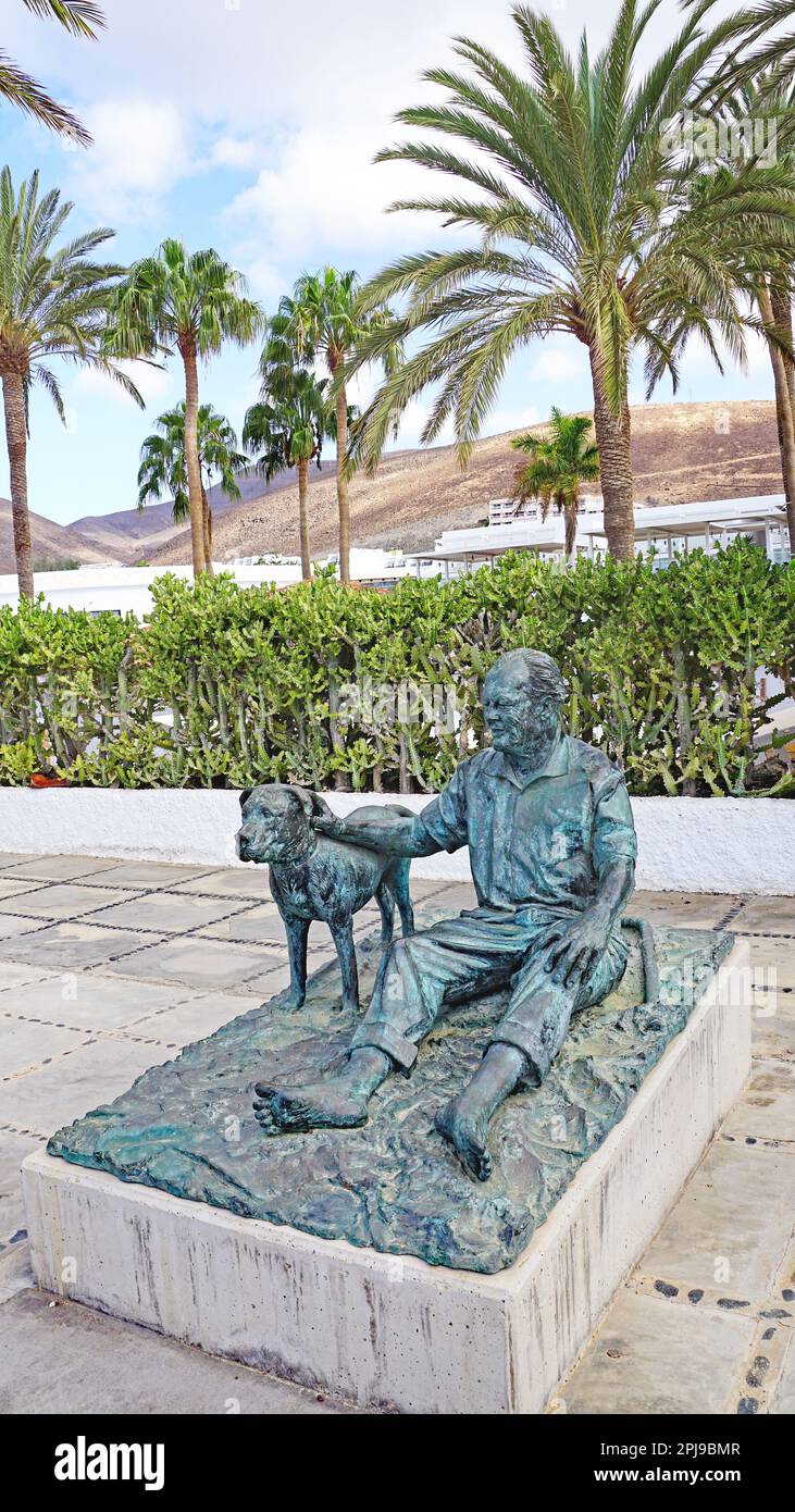 Sculpture tribute to B Brandt on the beach of Morro Jable de Jandia ...