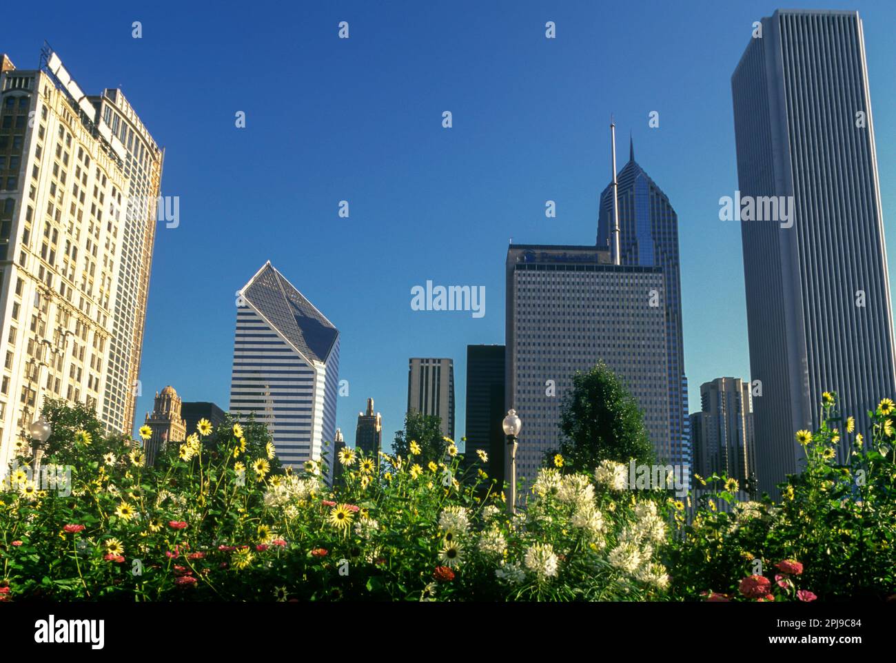 Chicago illinois exterior chicago historical hi-res stock photography ...