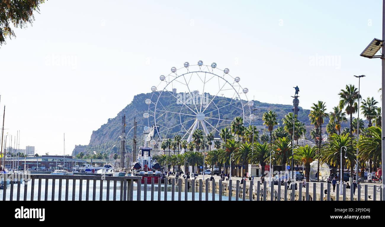 Ferris wheel at a fair in the port of Barcelona, Catalunya, Spain ...