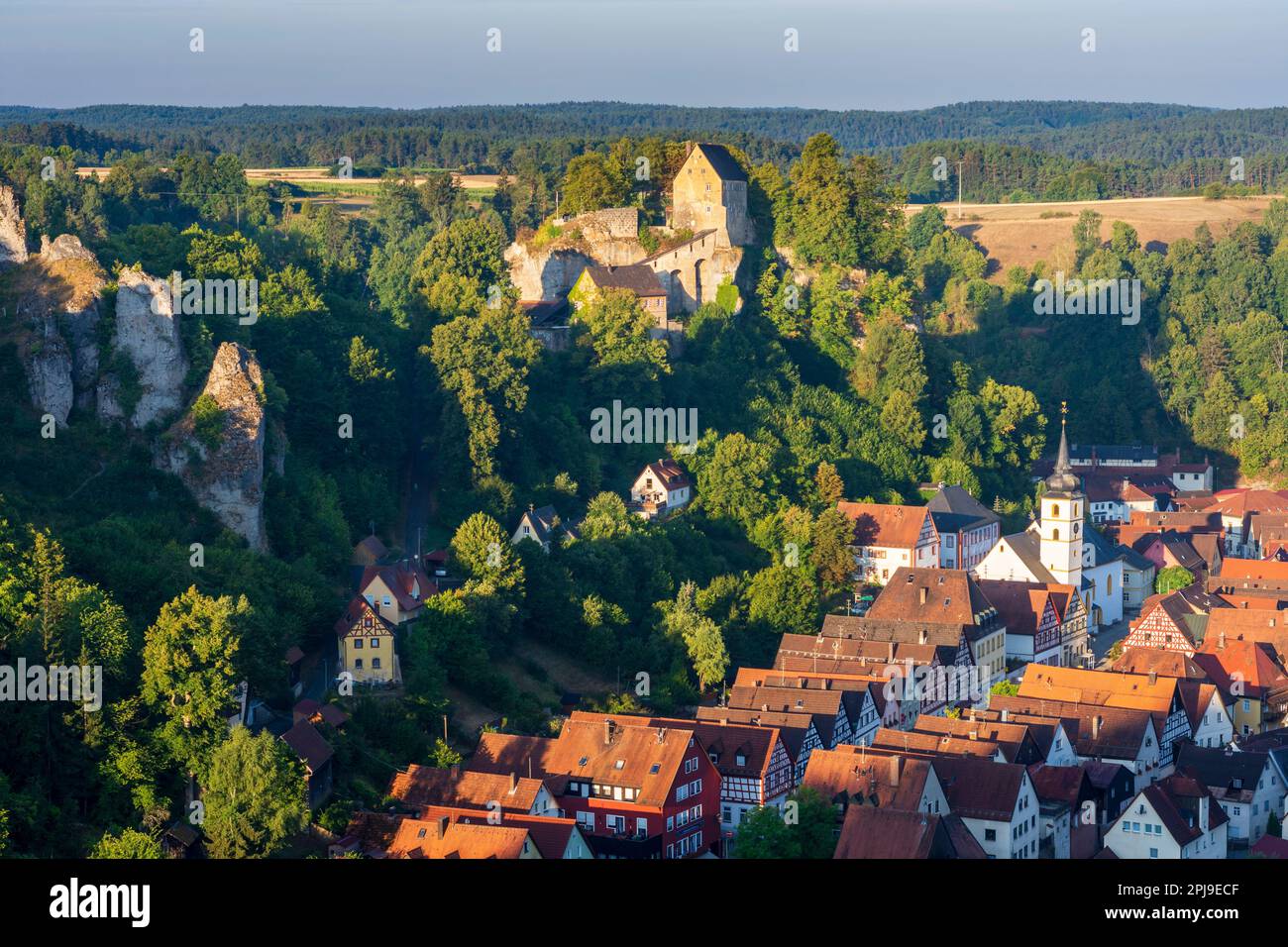Pottenstein: view to Pottenstein with Pottenstein Castle and church St ...