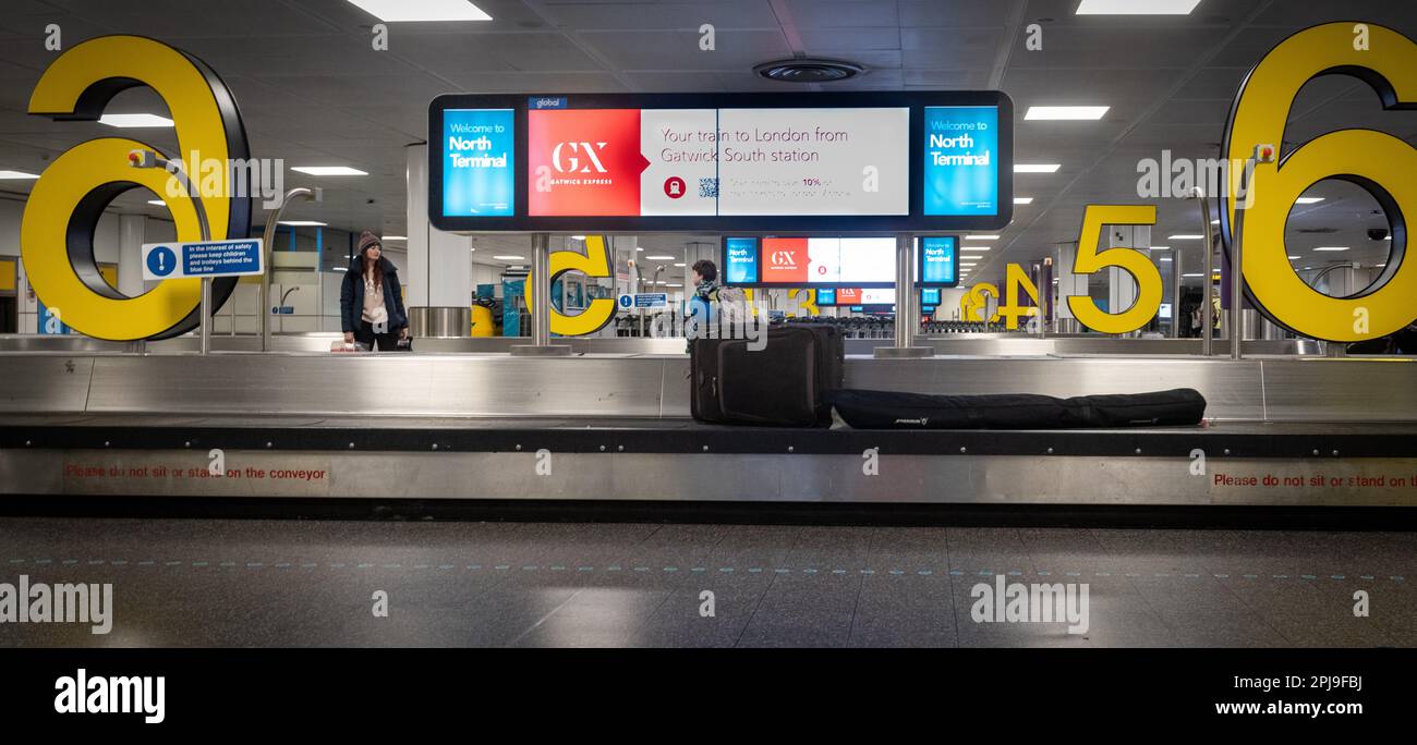 Airport conveyor belt, baggage reclaim, baggage handling lost baggage ...