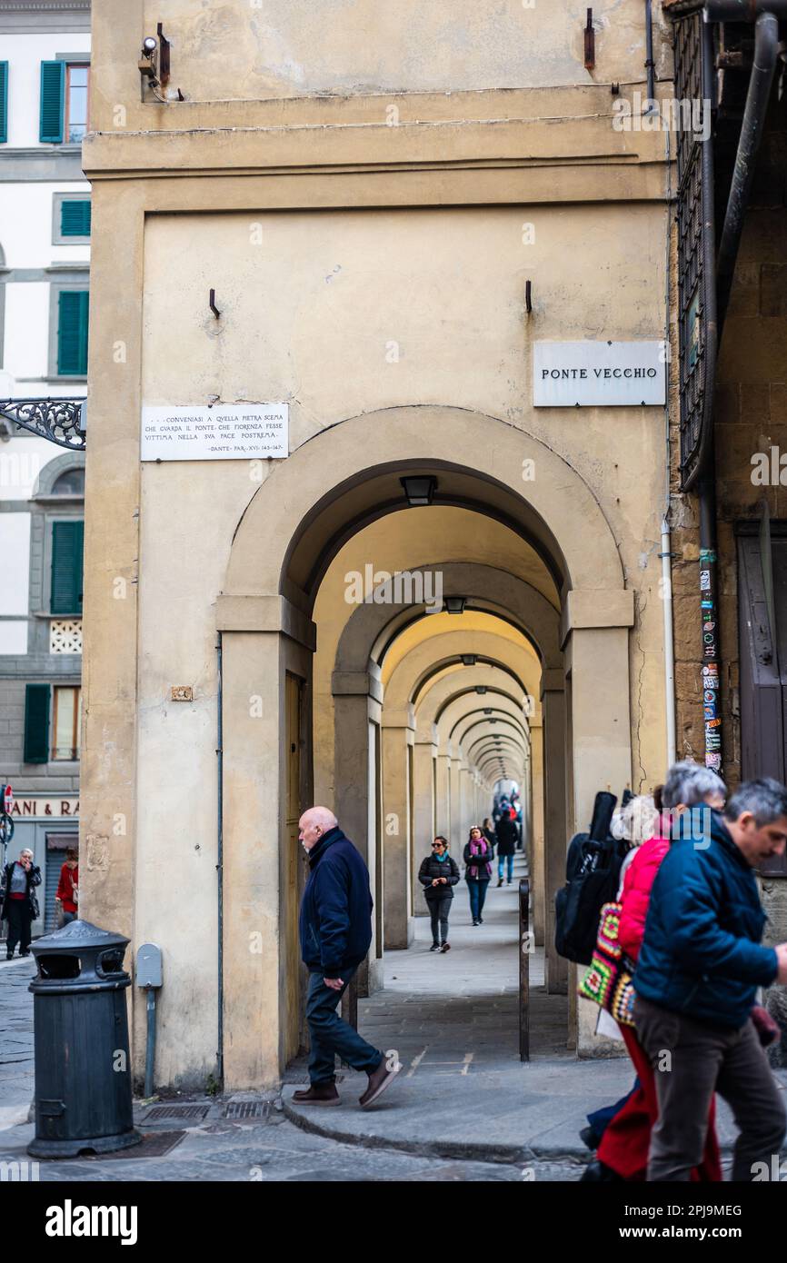 Arcade walkway under the Vasari Corridor as it leads from the Uffizi ...