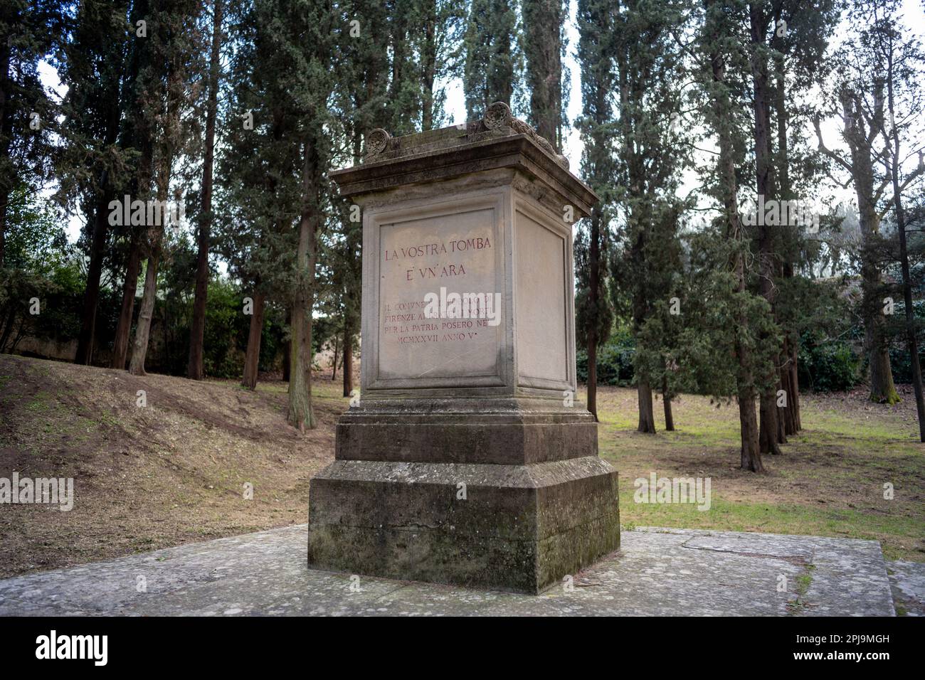 ''Votive altar' memorial to the Unknown soldier. A WWI war memorial in ...