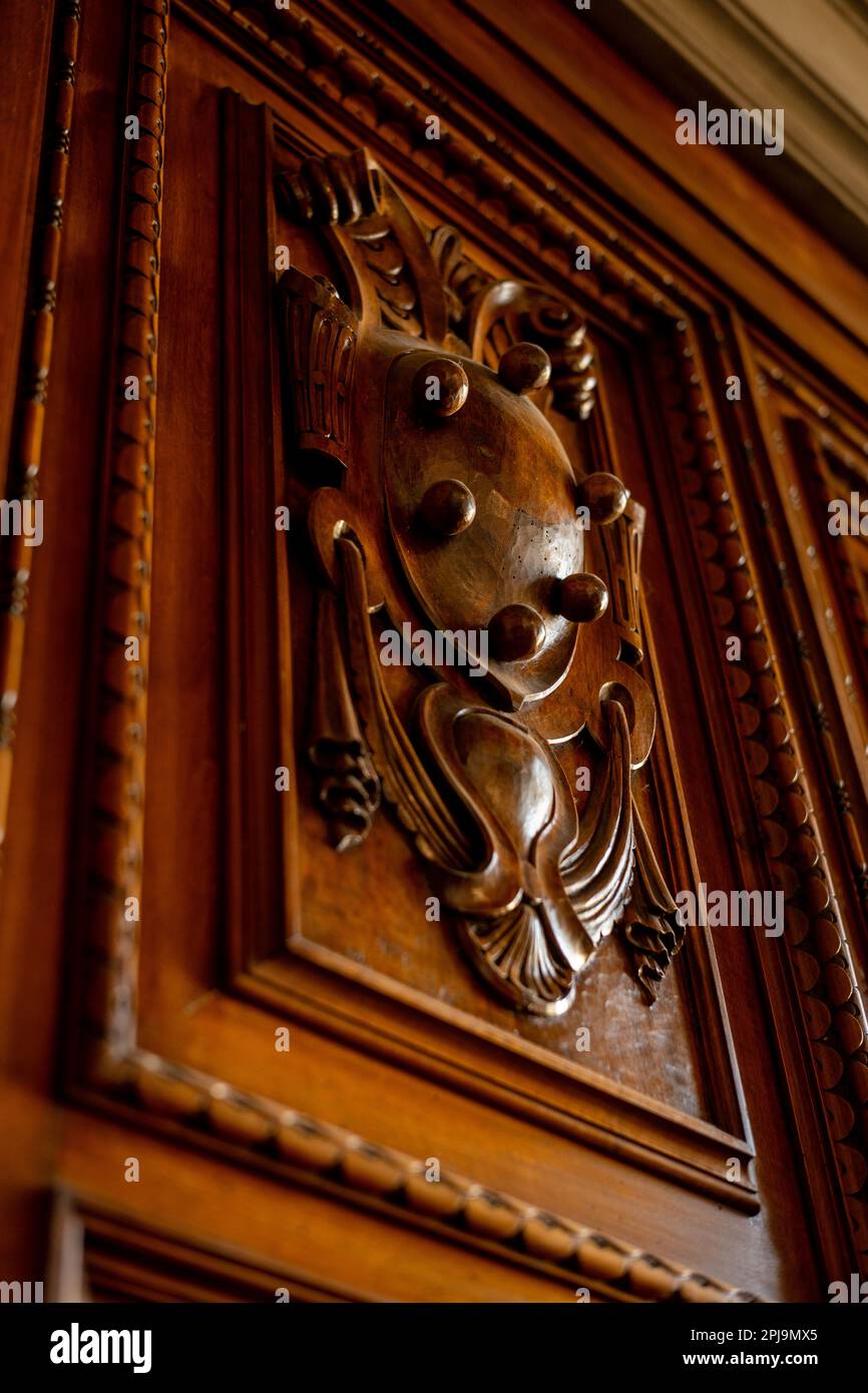 Medici shield in Florence Stock Photo - Alamy