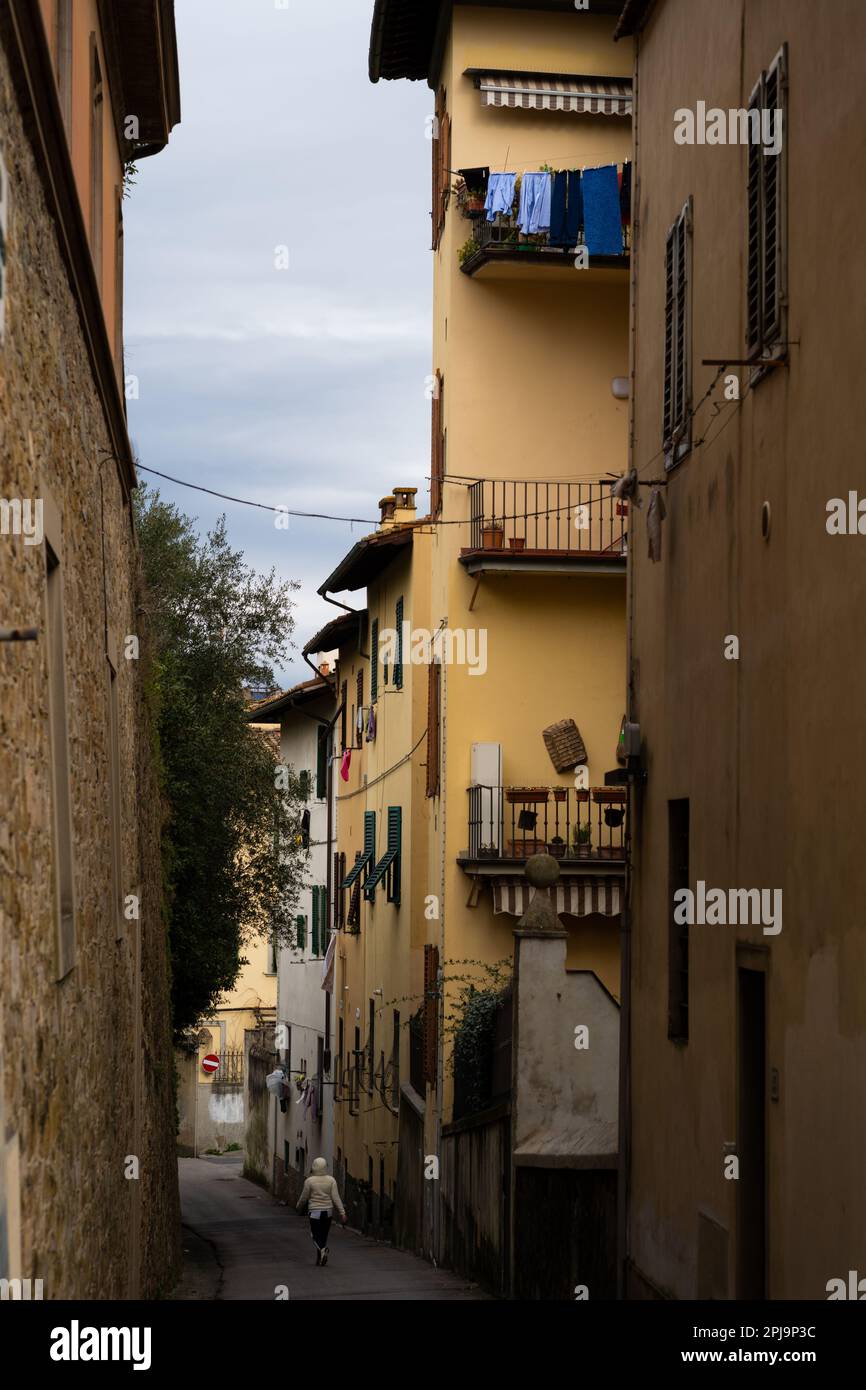 Side street in the Oltrarno, Florence Stock Photo - Alamy