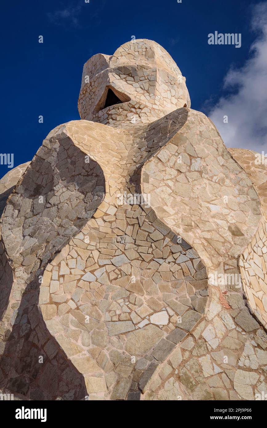 Stairwell topped with curved shapes and the 4-armed cross designed by ...