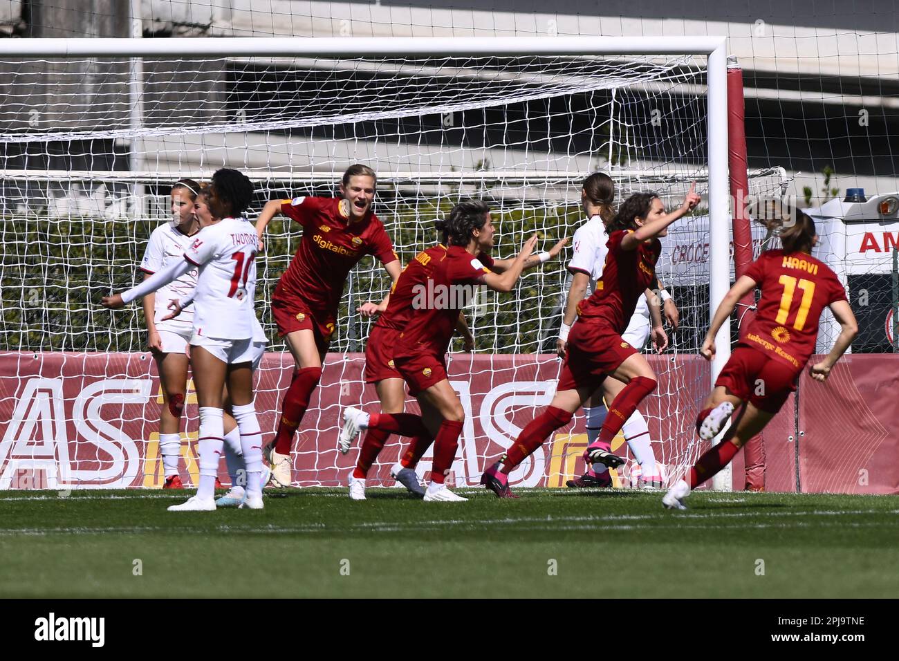 Rome, Italy. 01st Apr, 2023. Elena Linari of AS Roma Women celebrates ...