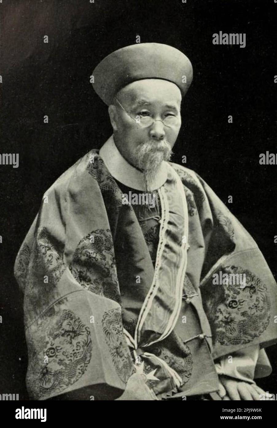 Portrait of Li Hongzhang Stock Photo - Alamy