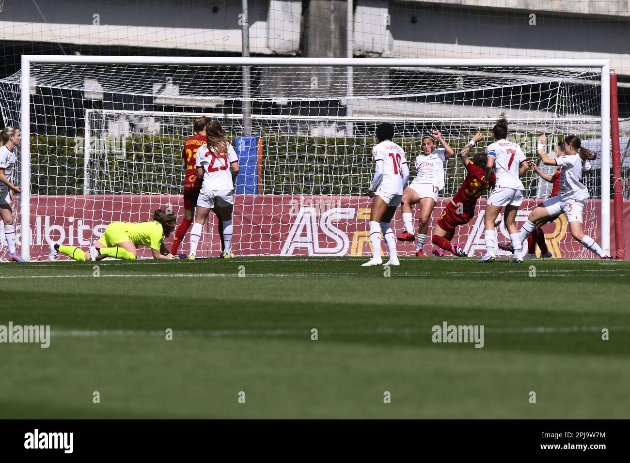 Rome, Italy. 01st Apr, 2023. Elena Linari of AS Roma Women celebrates ...