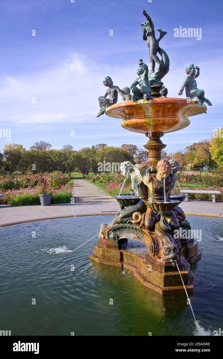 Opened in 1908, the Rose Garden at Lake Harriet is the second oldest ...
