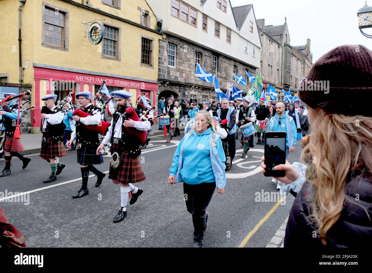 Scottish kilts flags hi-res stock photography and images - Alamy