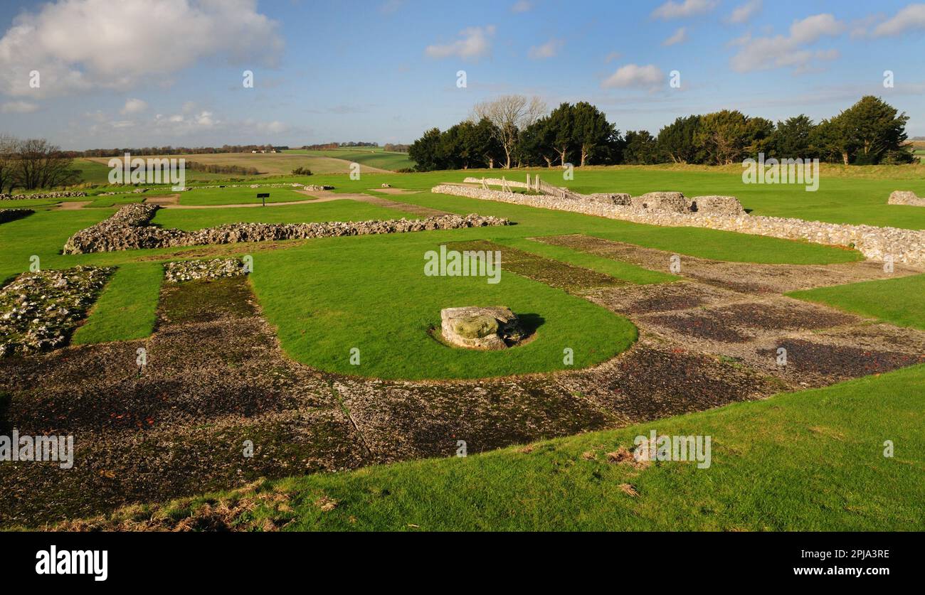 The ruins of Old Sarum cathedral, at Salisbury, Wiltshire Stock Photo ...