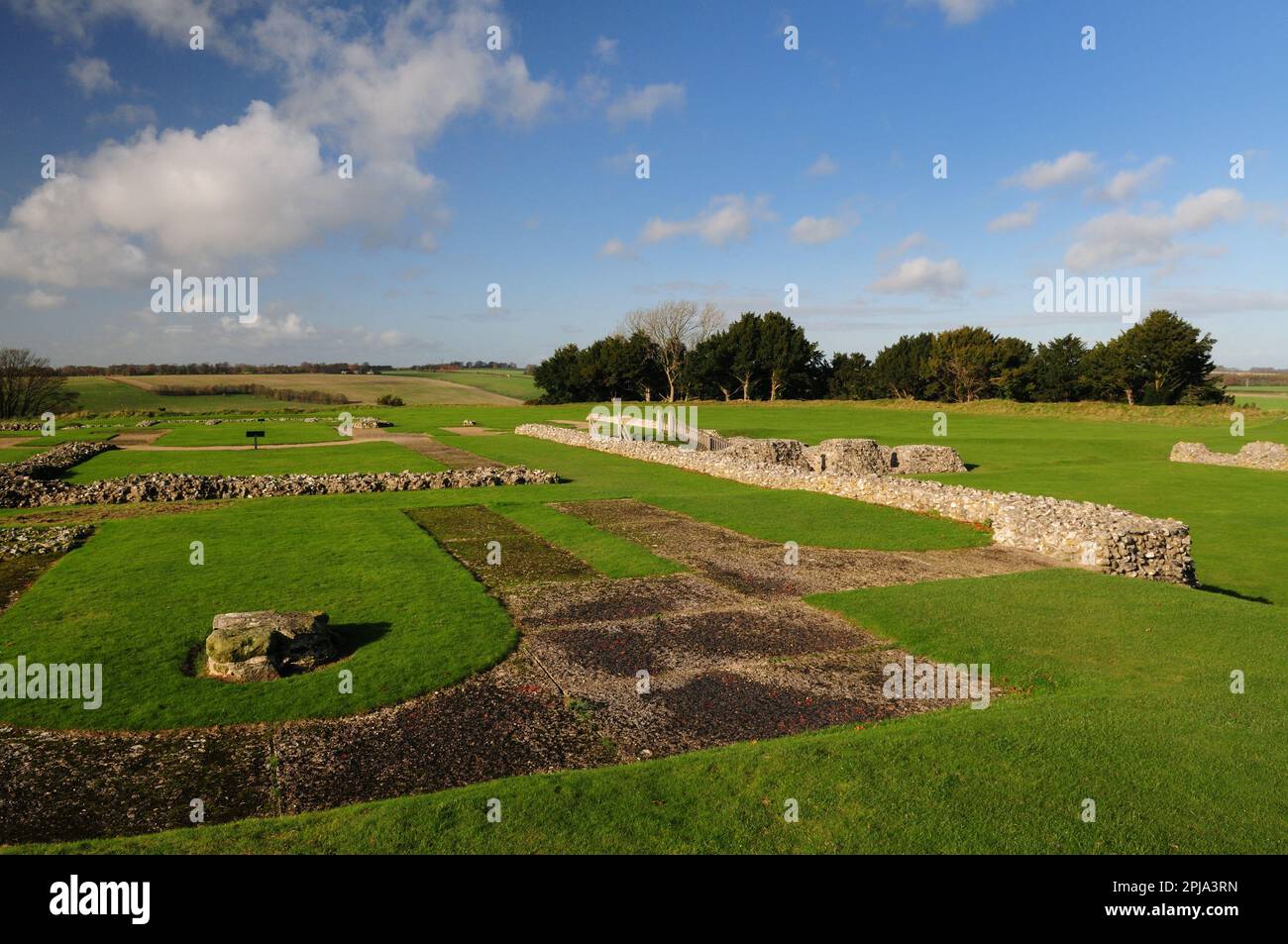 The ruins of Old Sarum cathedral, at Salisbury, Wiltshire Stock Photo ...