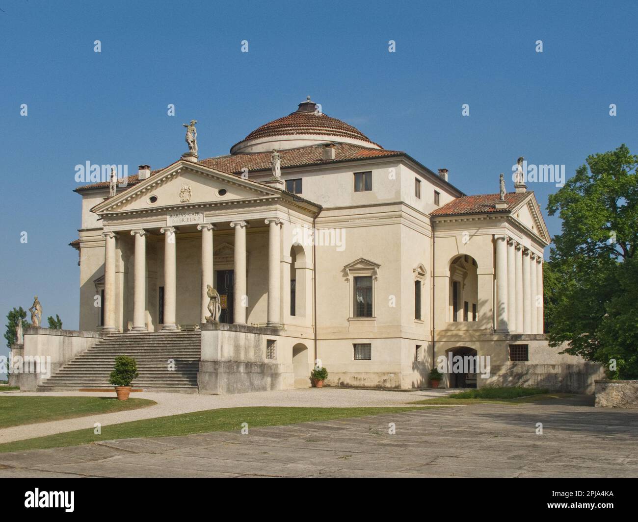 Villa La Rotonda, a Renaissance villa outside Vicenza, northern Italy ...