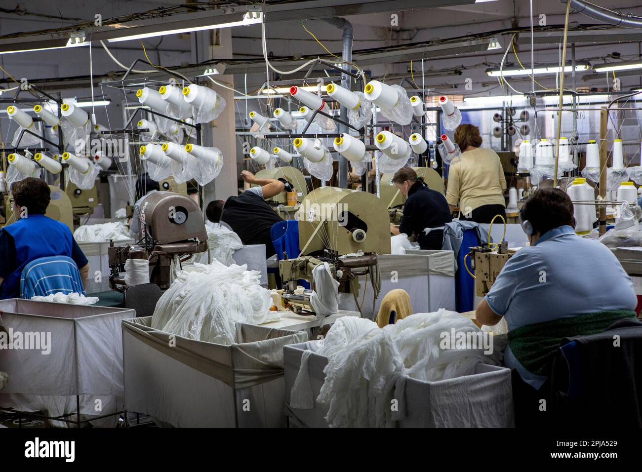 Capron thread hi-res stock photography and images - Alamy