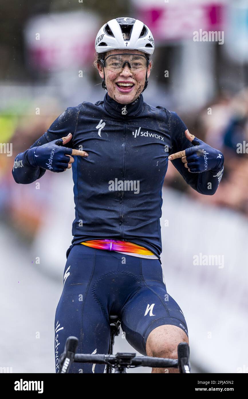 Portrait cyclist participant hi-res stock photography and images - Alamy