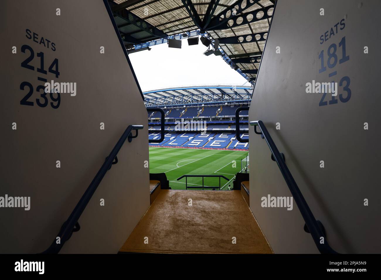 1st April 2023; Stamford Bridge, Chelsea, London, England: Premier ...