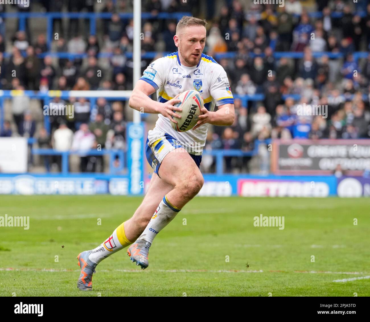 Ben Currie #11 of Warrington Wolves during the Betfred Super League ...