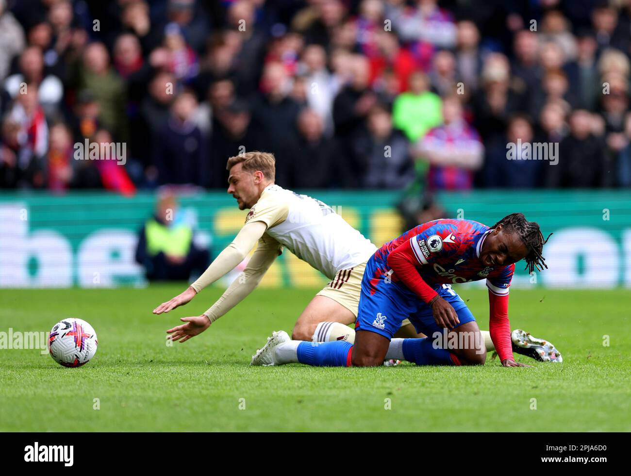 Crystal Palace's Eberechi Eze and Leicester City's Kiernan Dewsbury ... Crystal Palace's Eberechi Eze and Leicester City's Kiernan Dewsbury ...