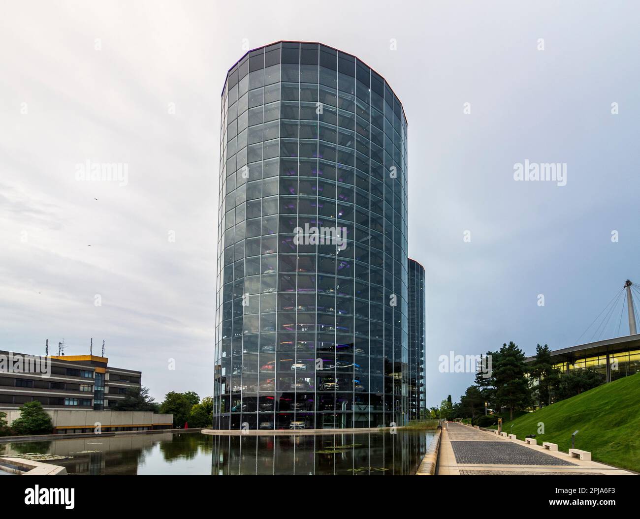 Car silo hi-res stock photography and images - Alamy