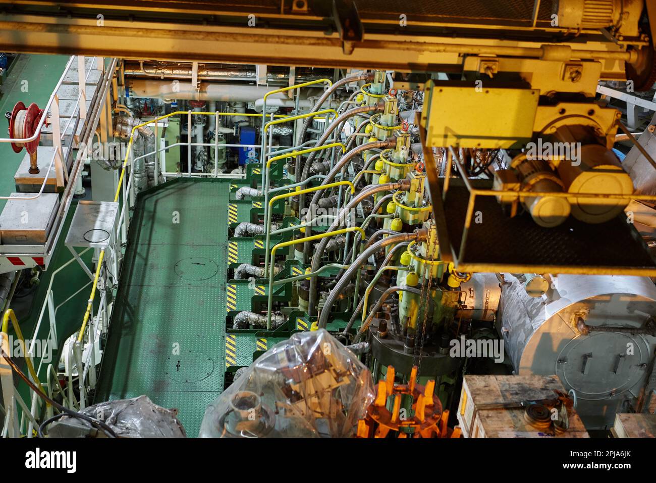 Control room oil rig hi-res stock photography and images - Alamy