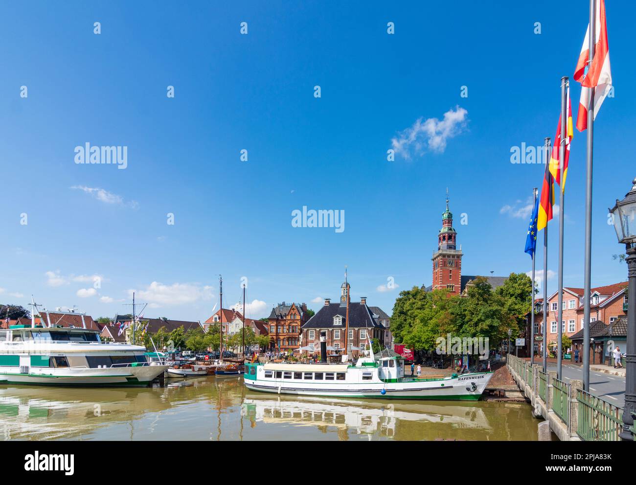 Leer: Alte Waage (Old scale, left) and town hall tower seen from the Dr ...