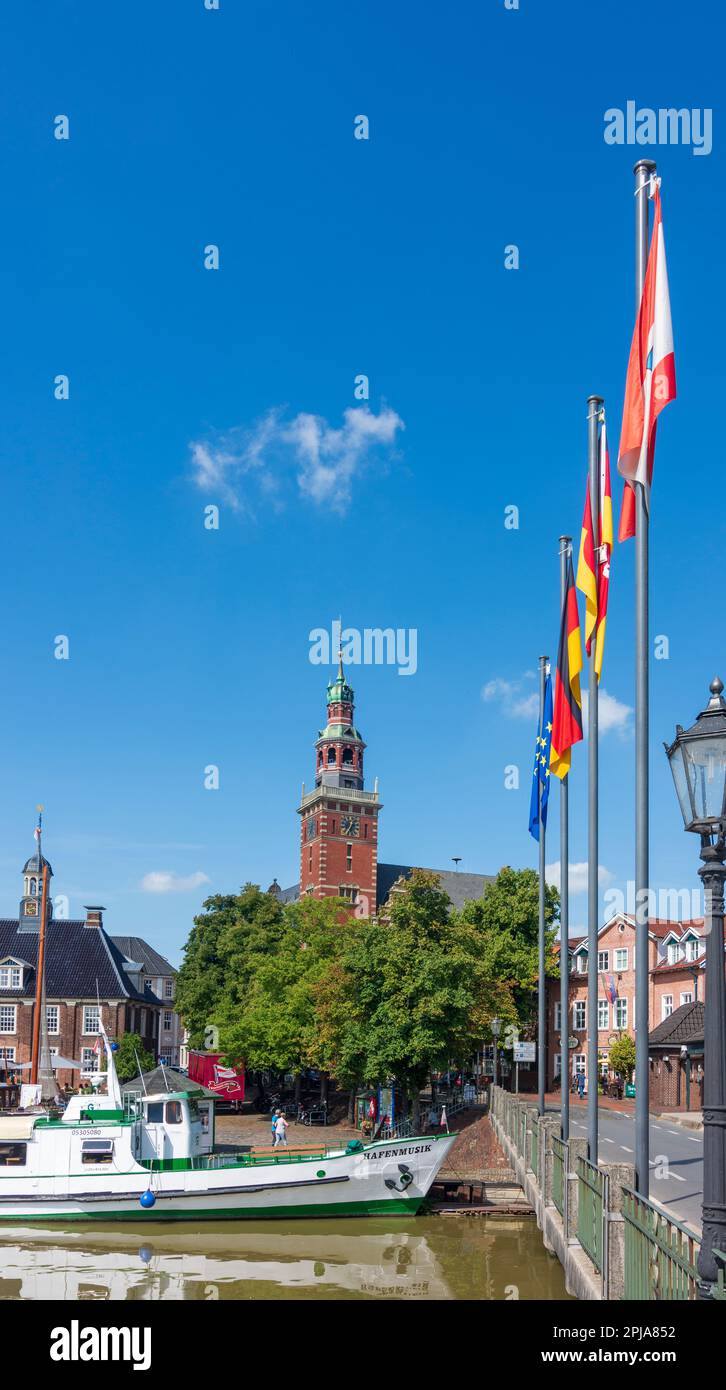 Leer: Alte Waage (Old scale, left) and town hall tower seen from the Dr ...