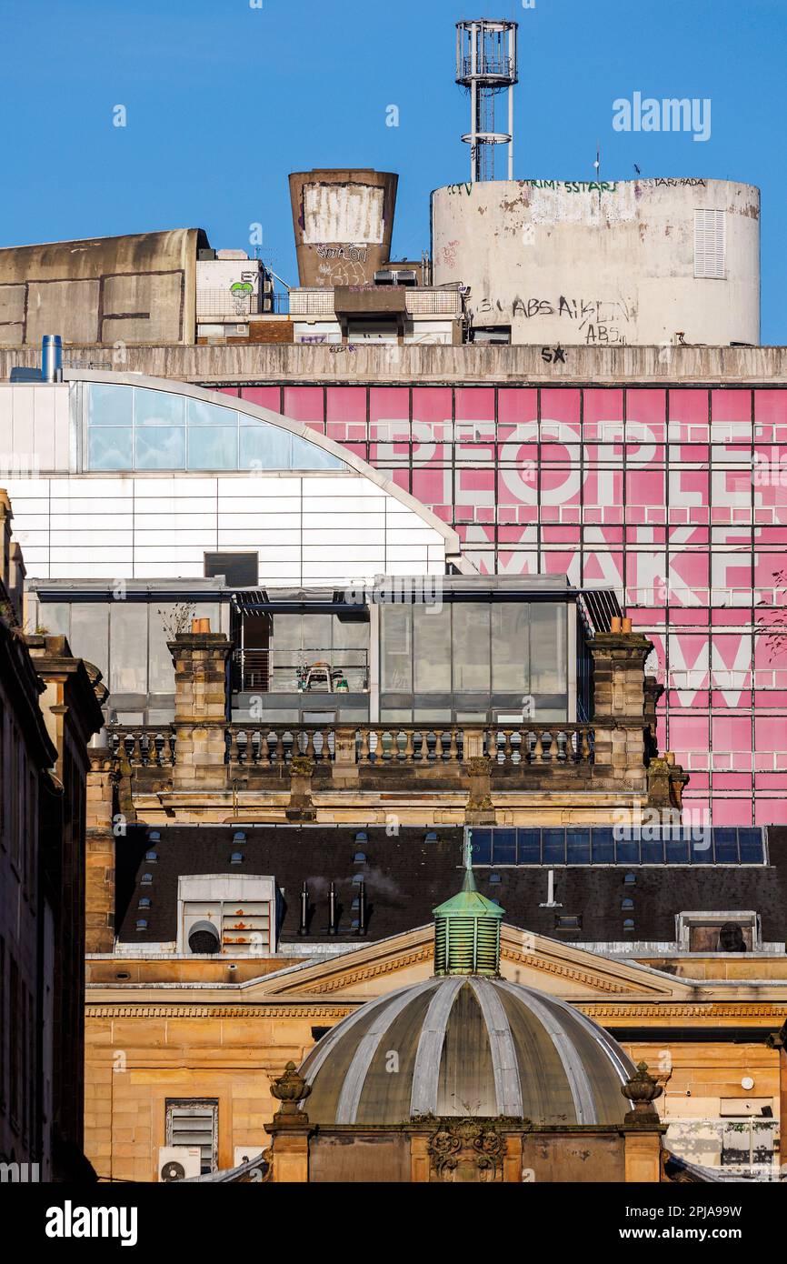 street views in Glasgow Stock Photo - Alamy