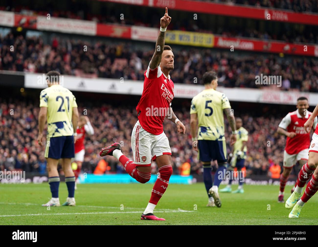 Ben white celebrates arsenal hi-res stock photography and images - Alamy