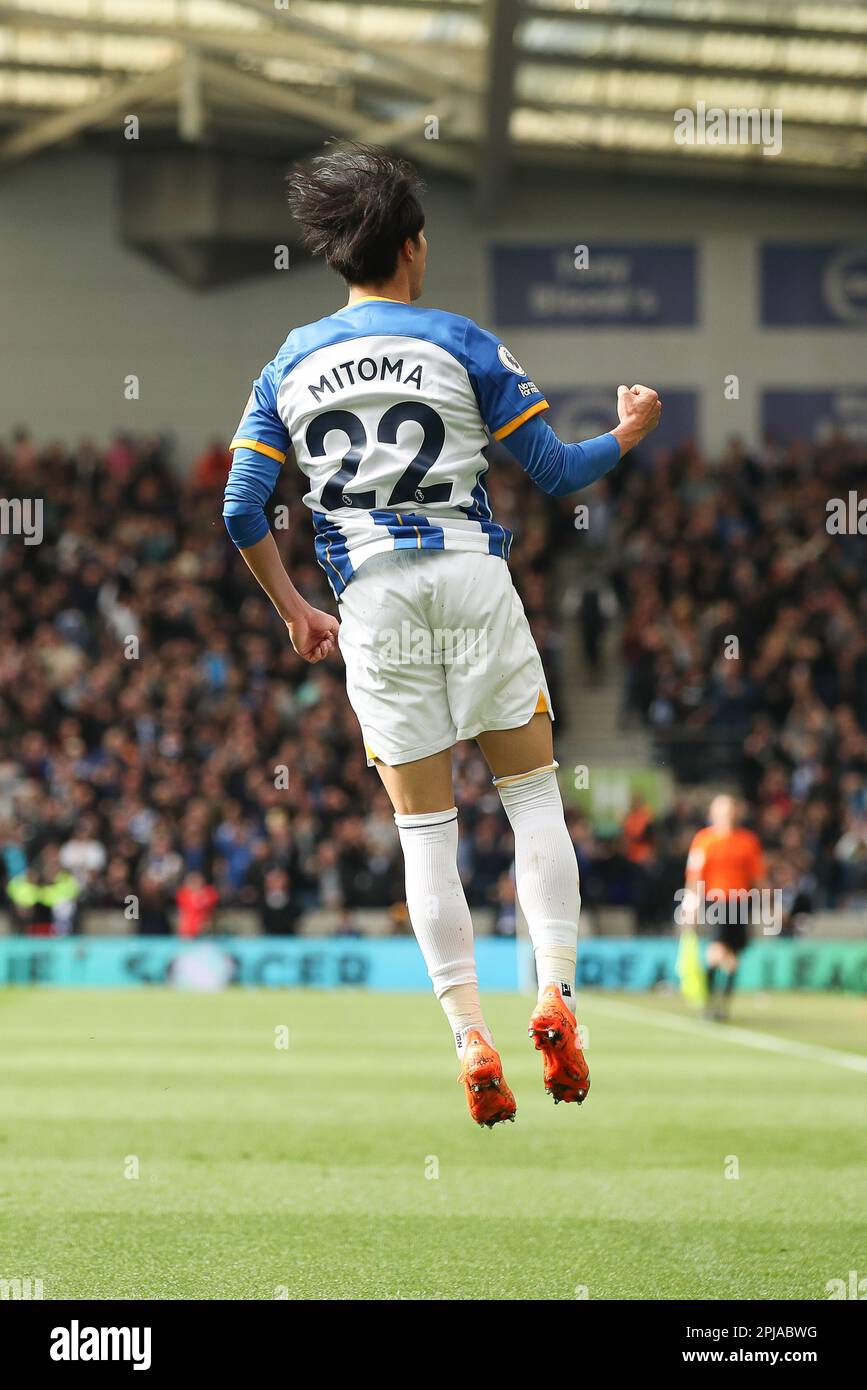 Premiership footballer kaoru mitoma hi-res stock photography and images ...