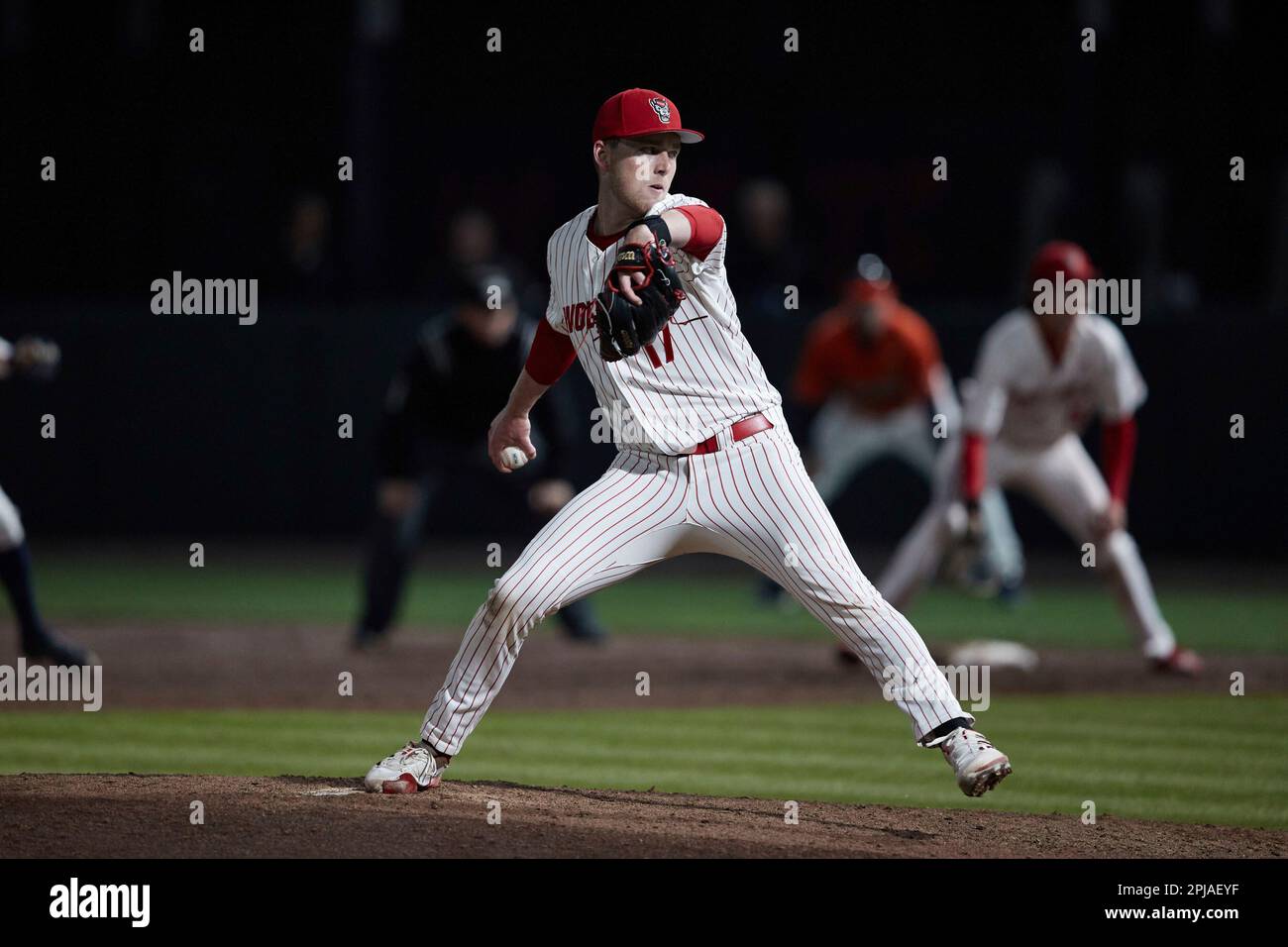 North Carolina State Wolfpack relief pitcher Sam Highfill (17) in ...