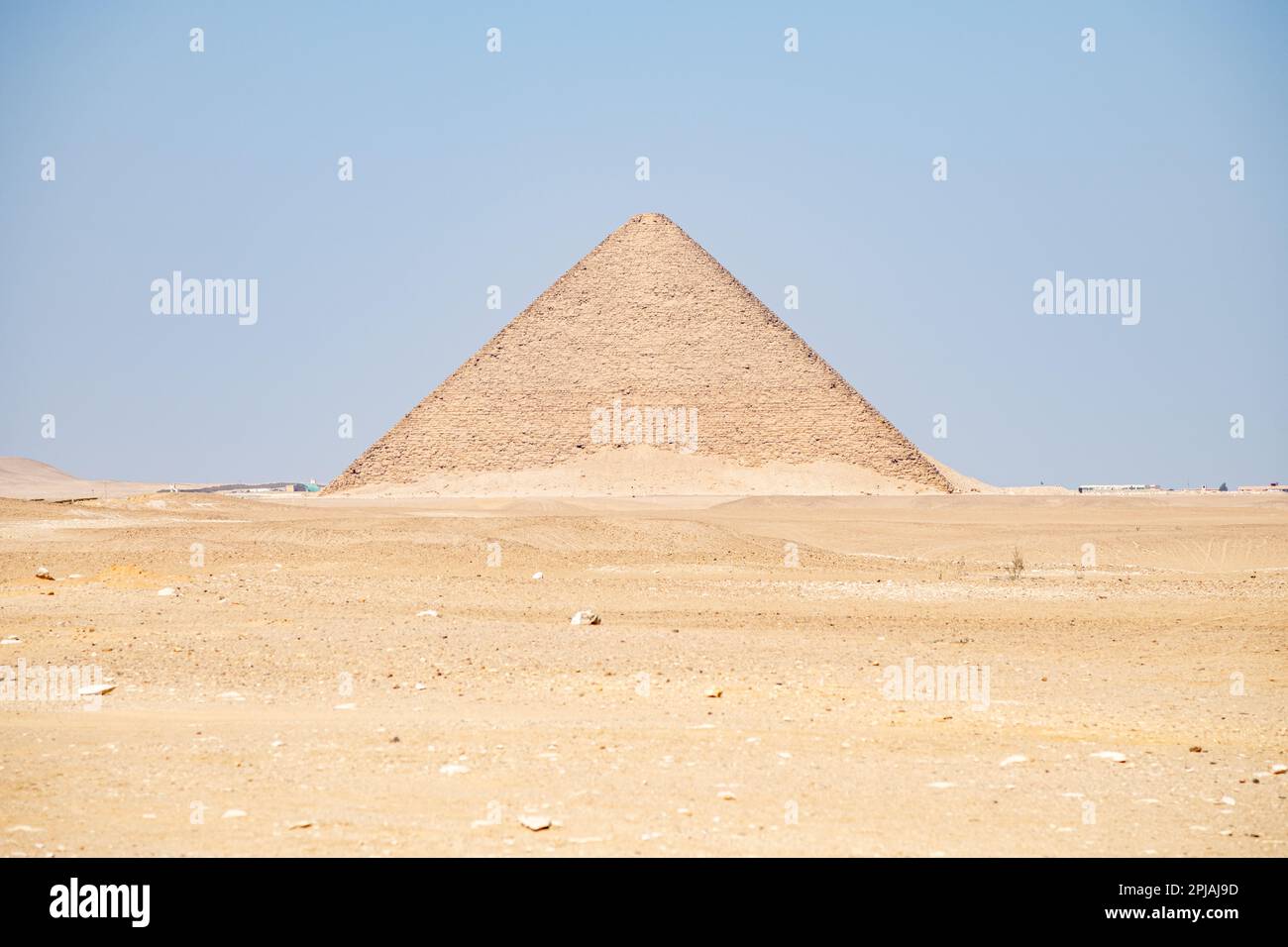 The Red Pyramid at the necropolis of Dahshur in Egypt Stock Photo - Alamy