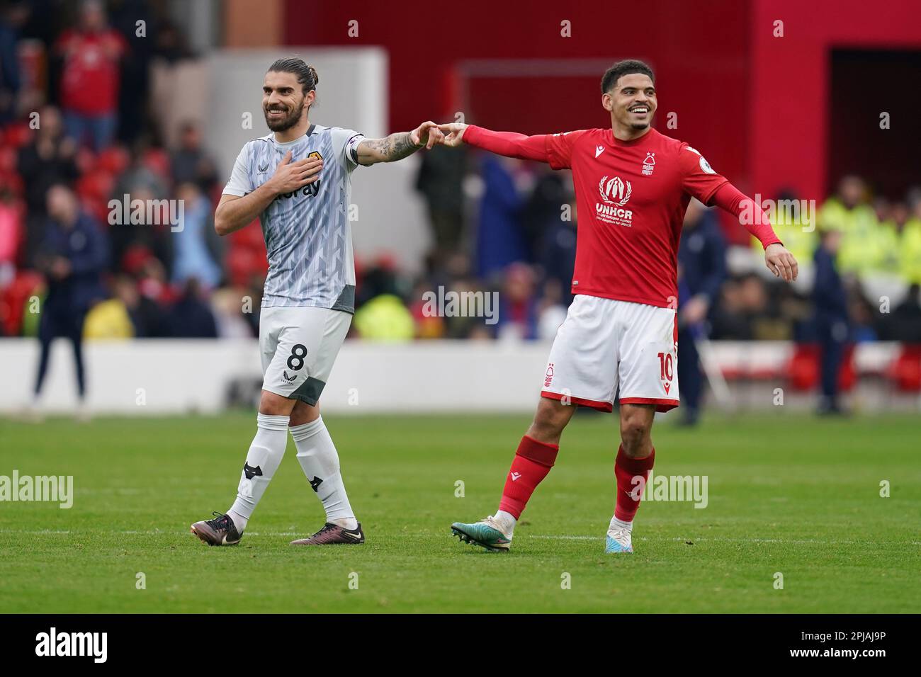 Wolverhampton Wanderers' Ruben Neves (left) and Nottingham Forest's ...