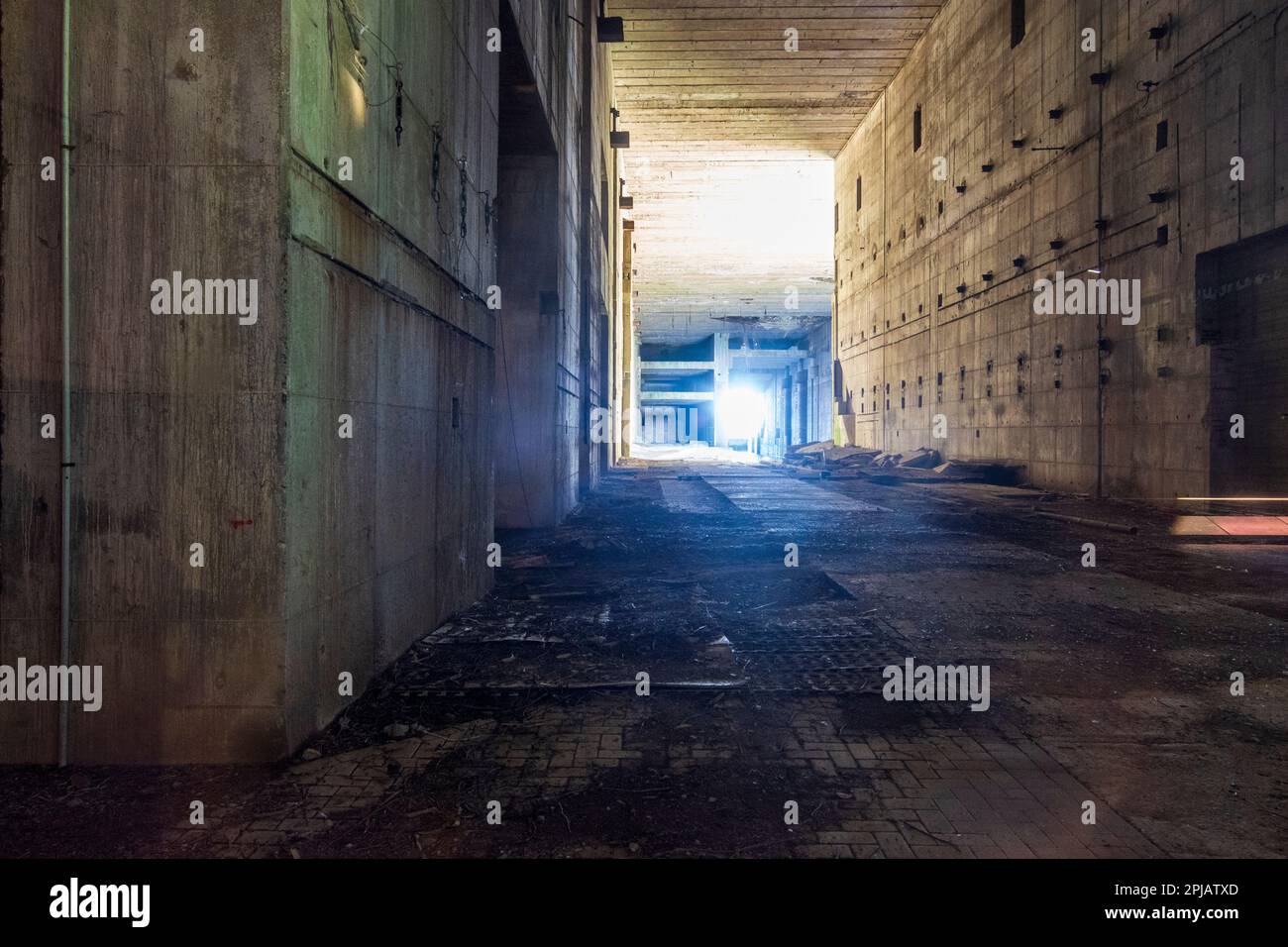Bremen: U-Boot-Bunker Valentin (U-Boot-Bunker Farge, Valentin submarine ...