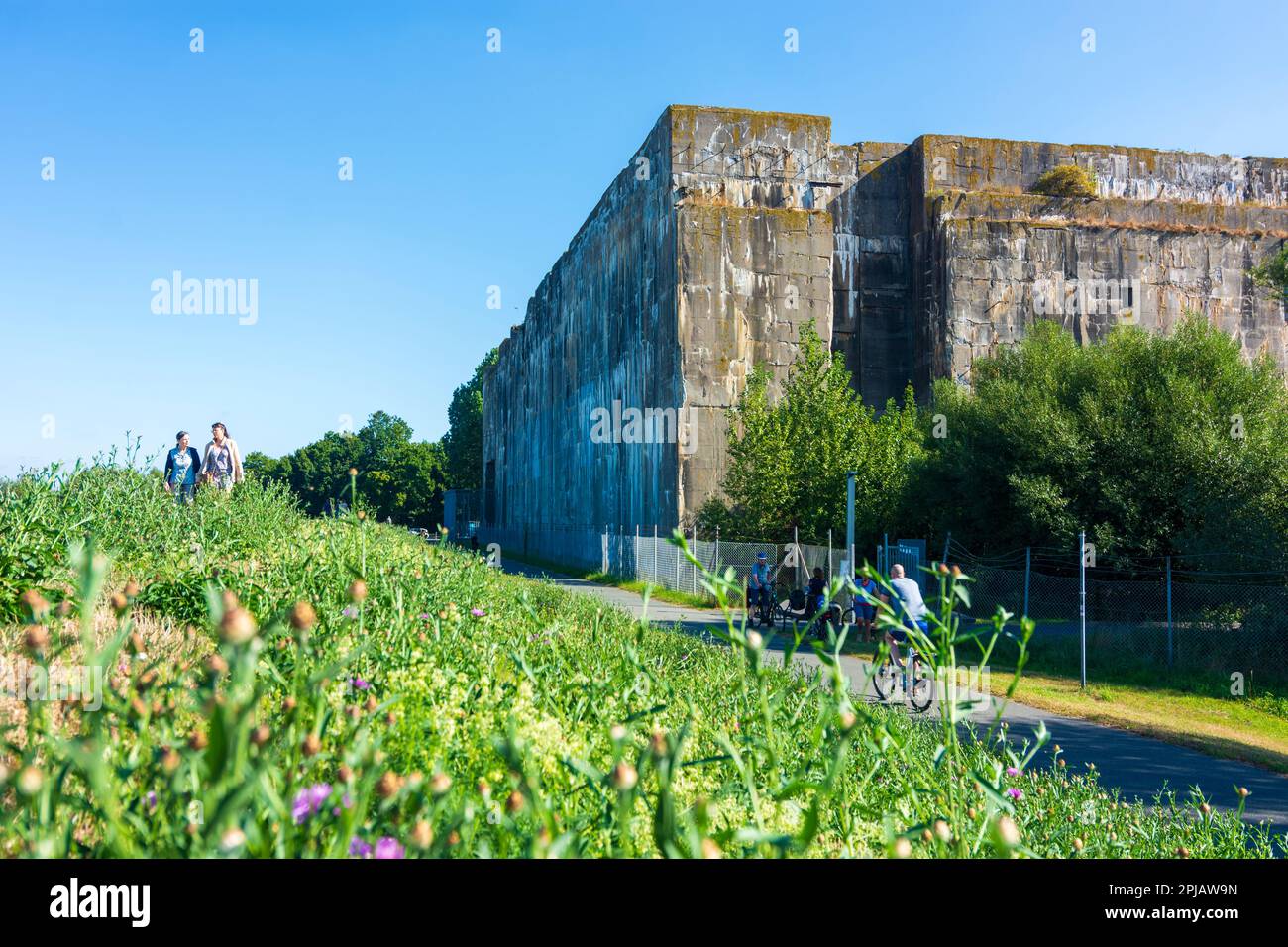 Bremen: U-Boot-Bunker Valentin (U-Boot-Bunker Farge, Valentin submarine ...