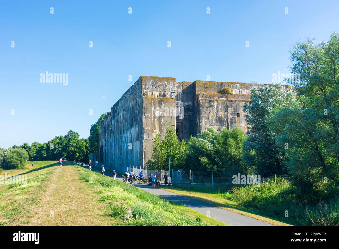 Bremen: U-Boot-Bunker Valentin (U-Boot-Bunker Farge, Valentin submarine ...