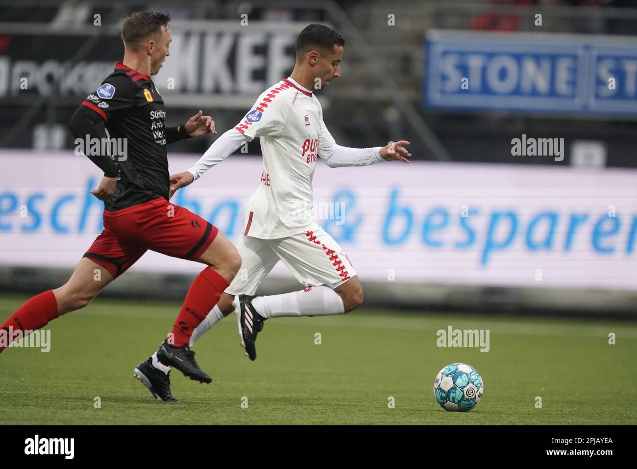 ROTTERDAM - (lr) Julian Baas of sbv Excelsior, Anass Salah-Eddine of FC ...