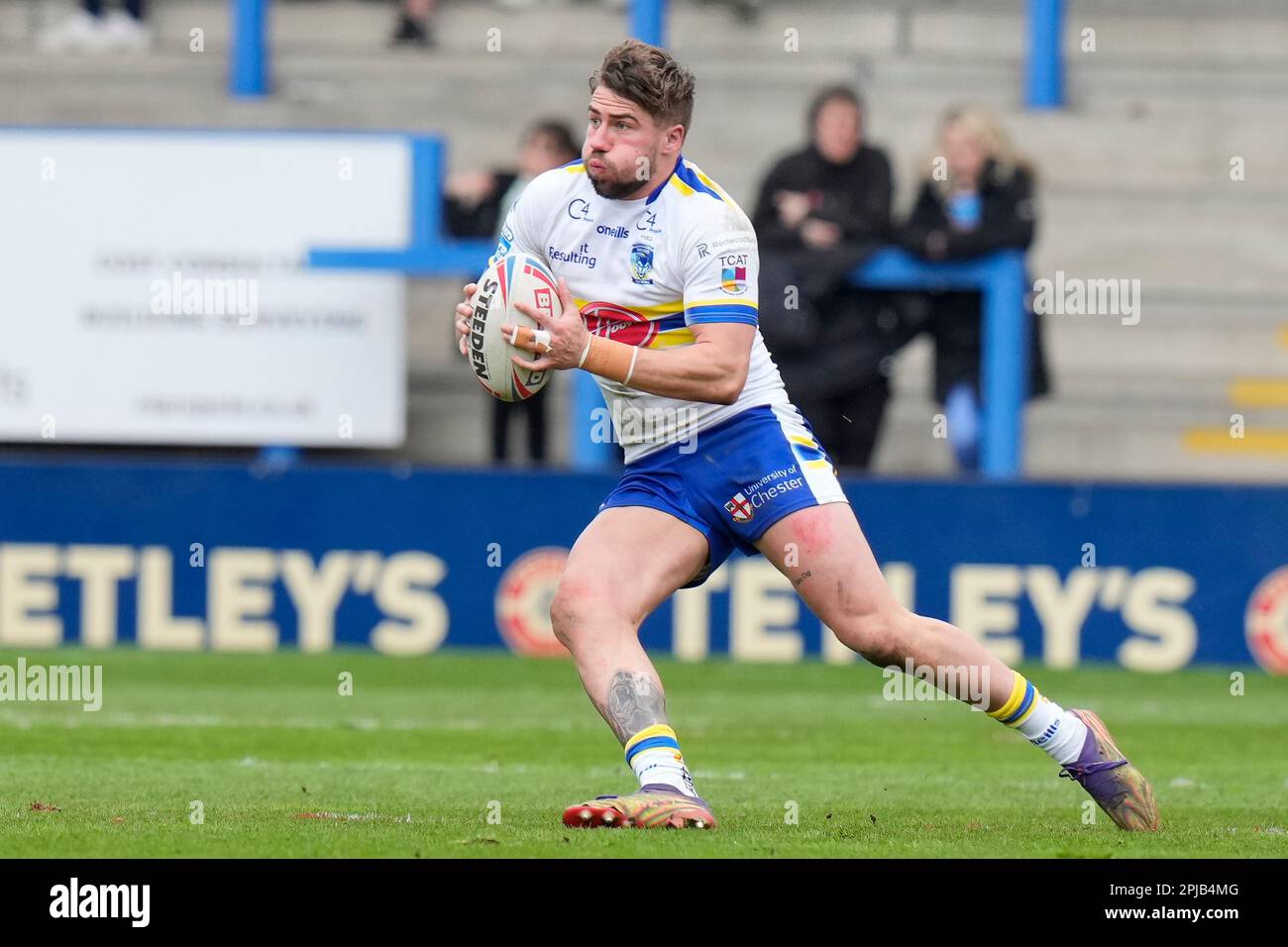 Greg Minikin #21 of Warrington Wolves during the Betfred Super League ...