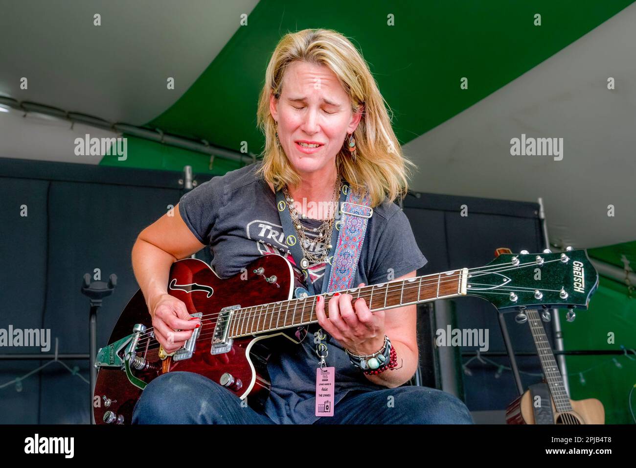Lynne Hansen, Canmore Folk Music Festival, Canmore, Alberta, Canada ...