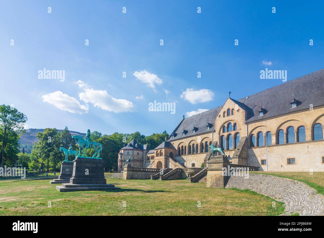 Goslar: Kaiserpfalz (Imperial Palace), Equestrian statues of Emperors ...