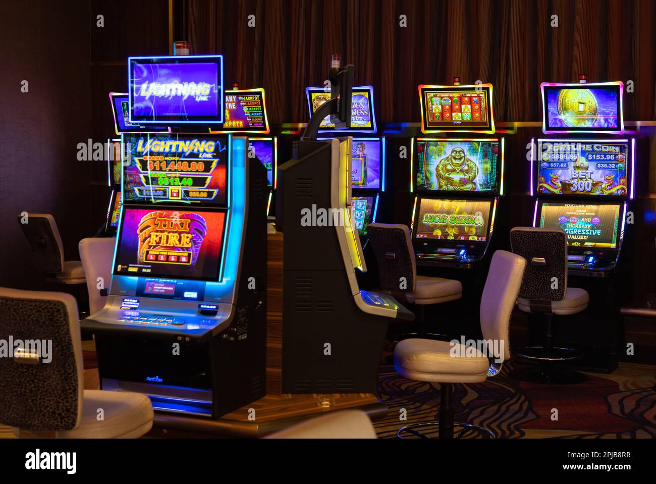 Digital machines hi-res stock photography and images - Alamy