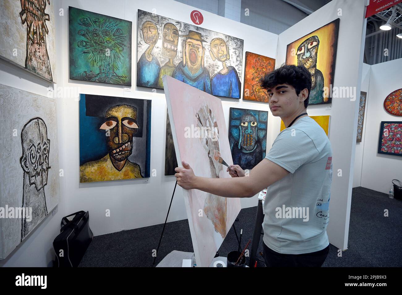 Sixteen year-old prodigy Aarav Verma paints live during the Artexpo New ...