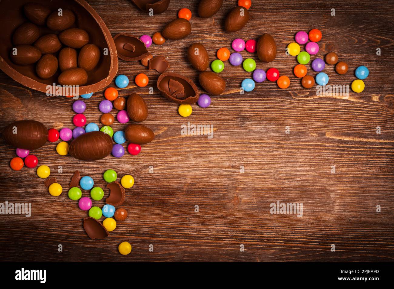 Easter chocolate background with bunny Stock Photo - Alamy