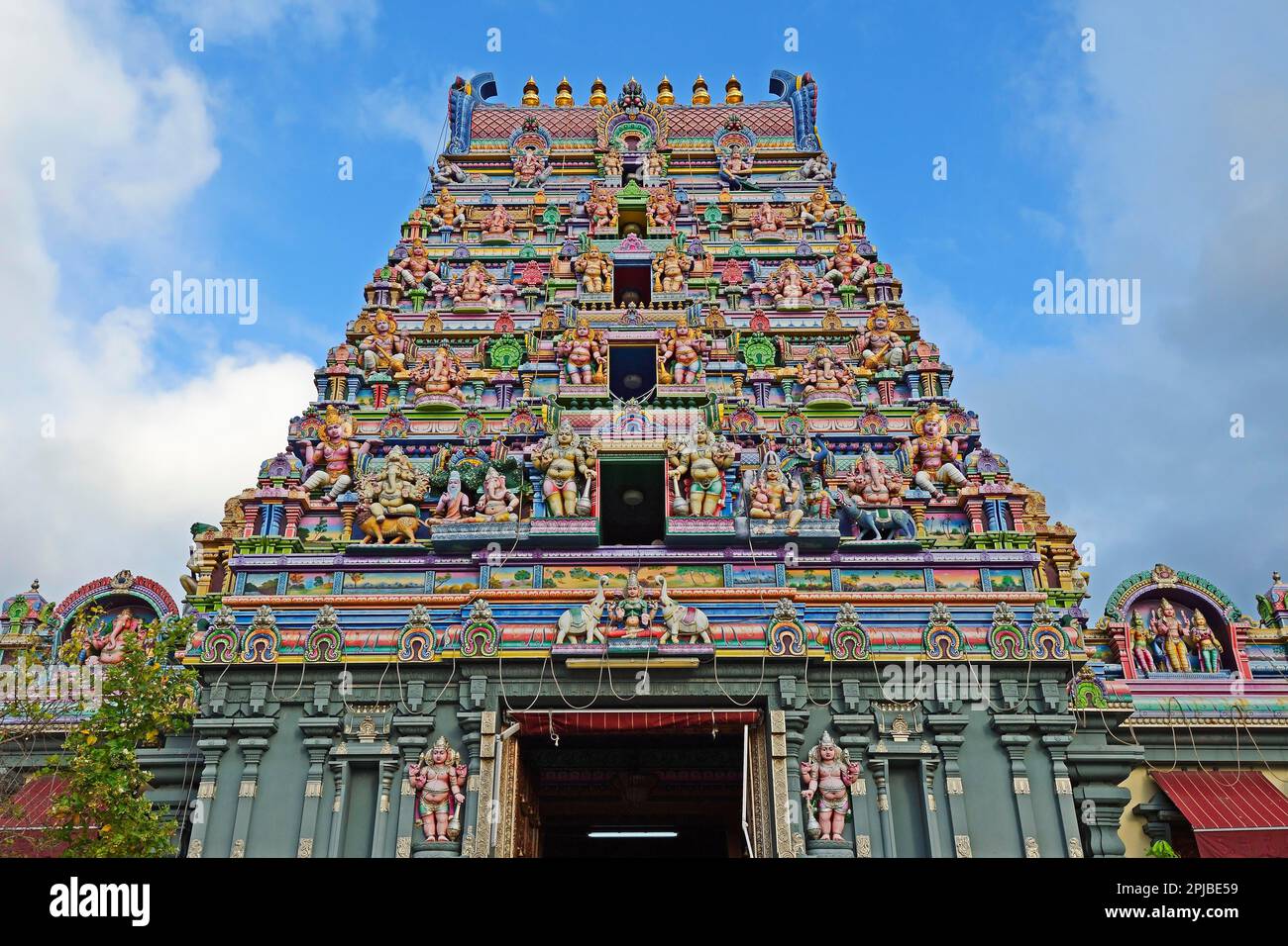 Hindu temple, Arulmigu Navasakti Vinayagar temple, capital Victoria ...